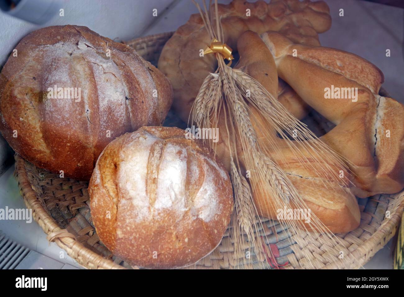 Traditional Sardinian bread close-up Stock Photo - Alamy