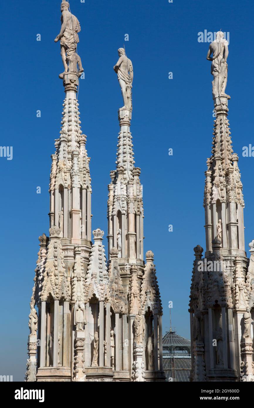 Milan Cathedral (Duomo di Milano), gothic church, details of facade ...
