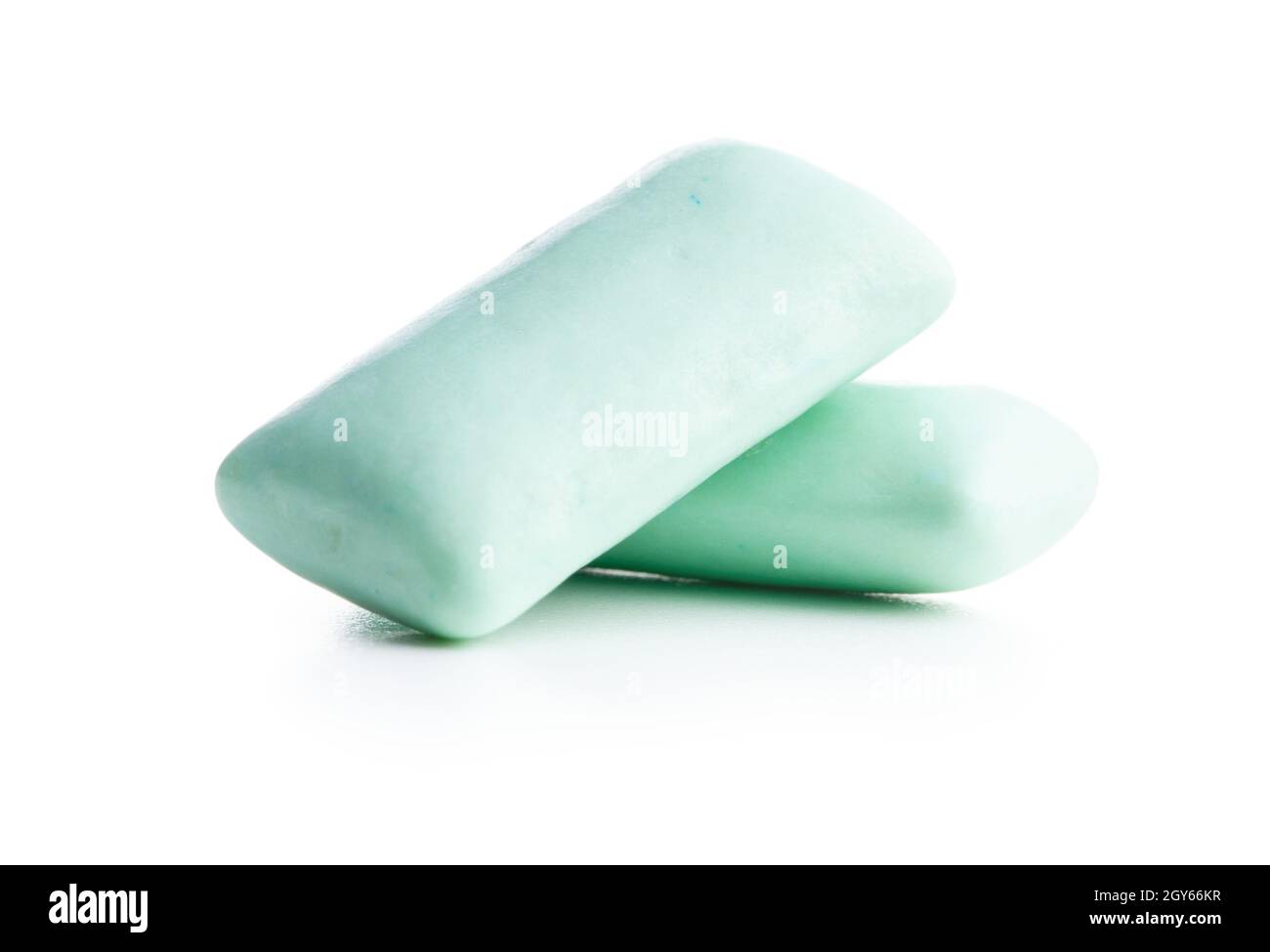 White mint chewing gum pads hi-res stock photography and images - Alamy