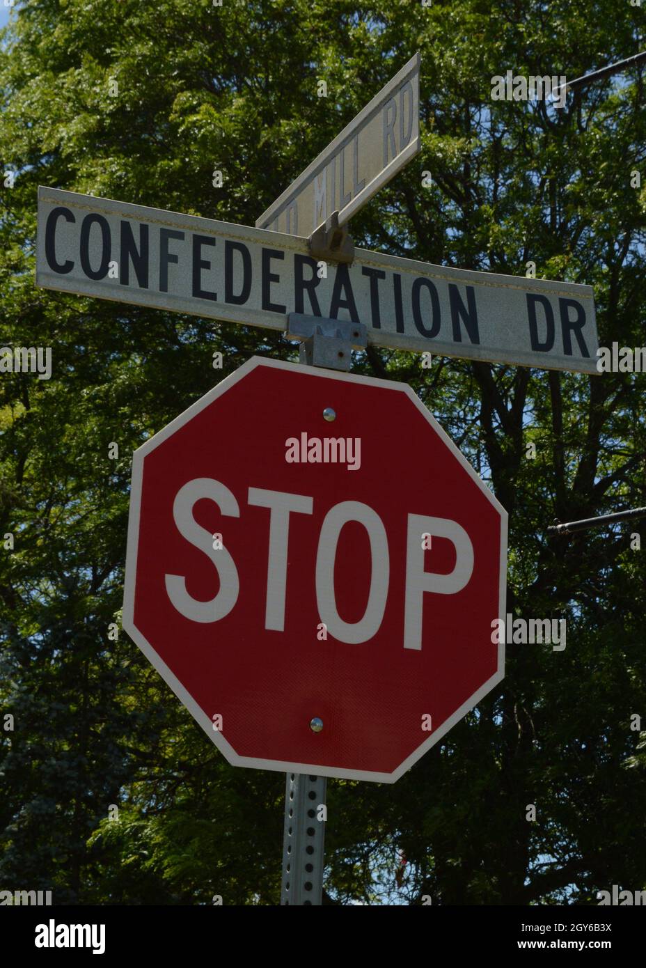 Intersection stop sign hi-res stock photography and images - Alamy