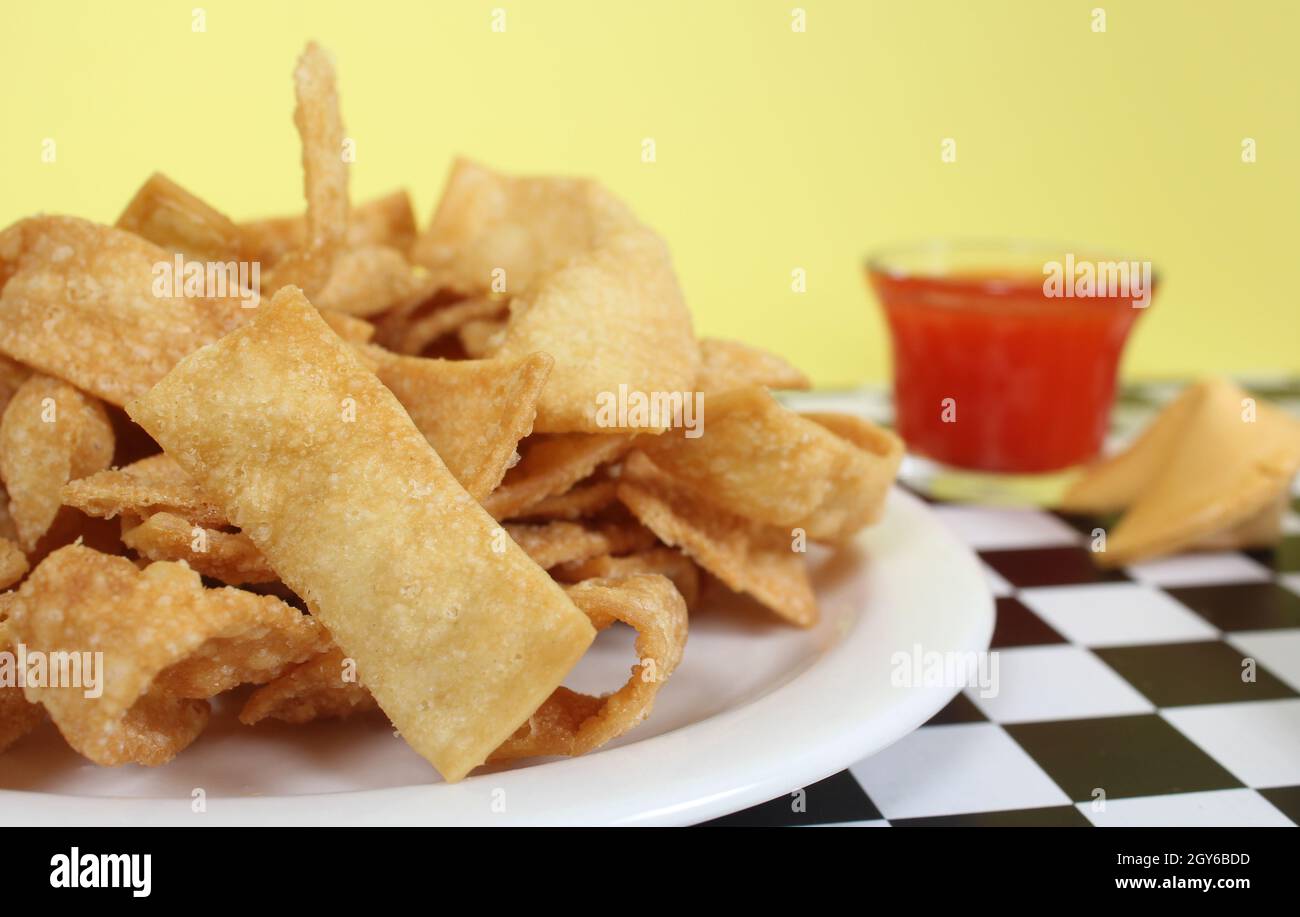 Fried Chinese Wonton Snack Chips Served at Asian Restaurant Stock Photo ...