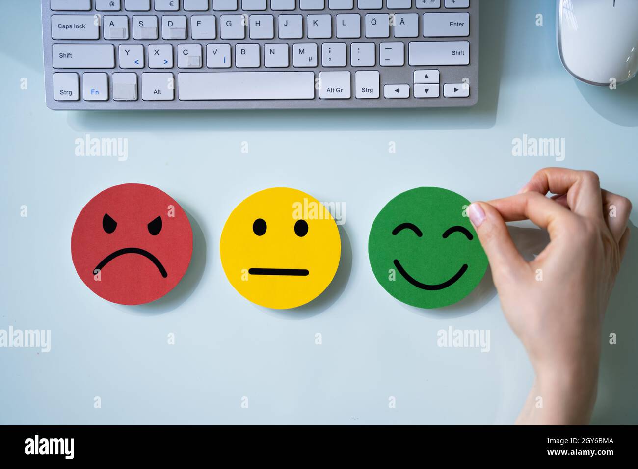 Quality review hi-res stock photography and images - Alamy