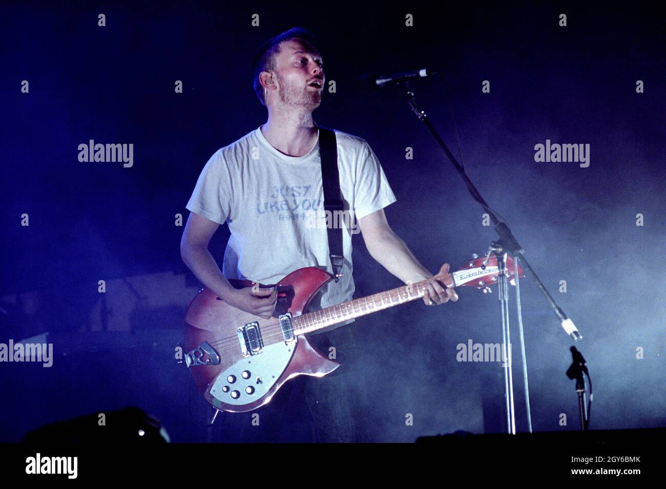 The bends radiohead hi-res stock photography and images - Alamy