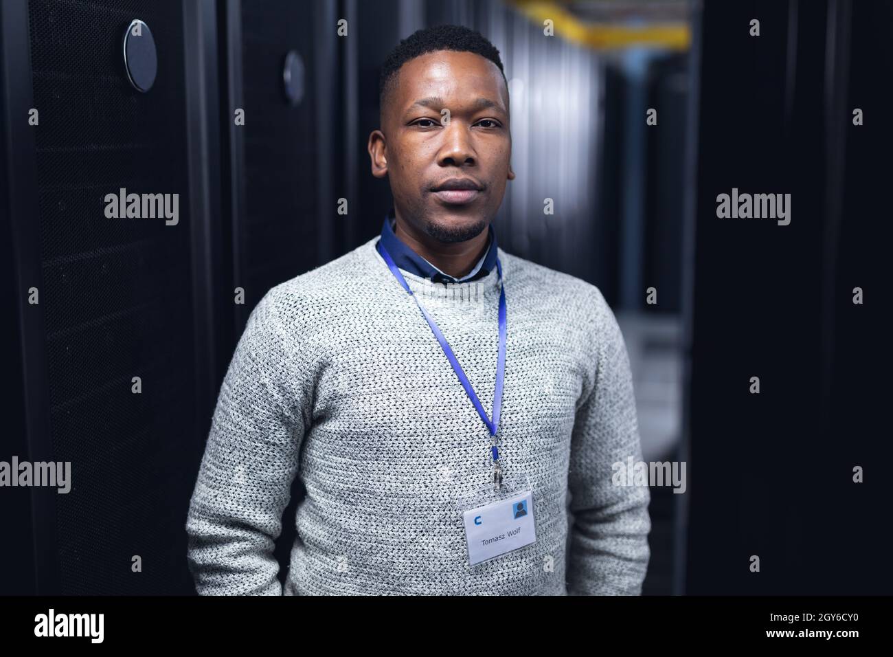 Male technician working in data hi-res stock photography and images - Alamy