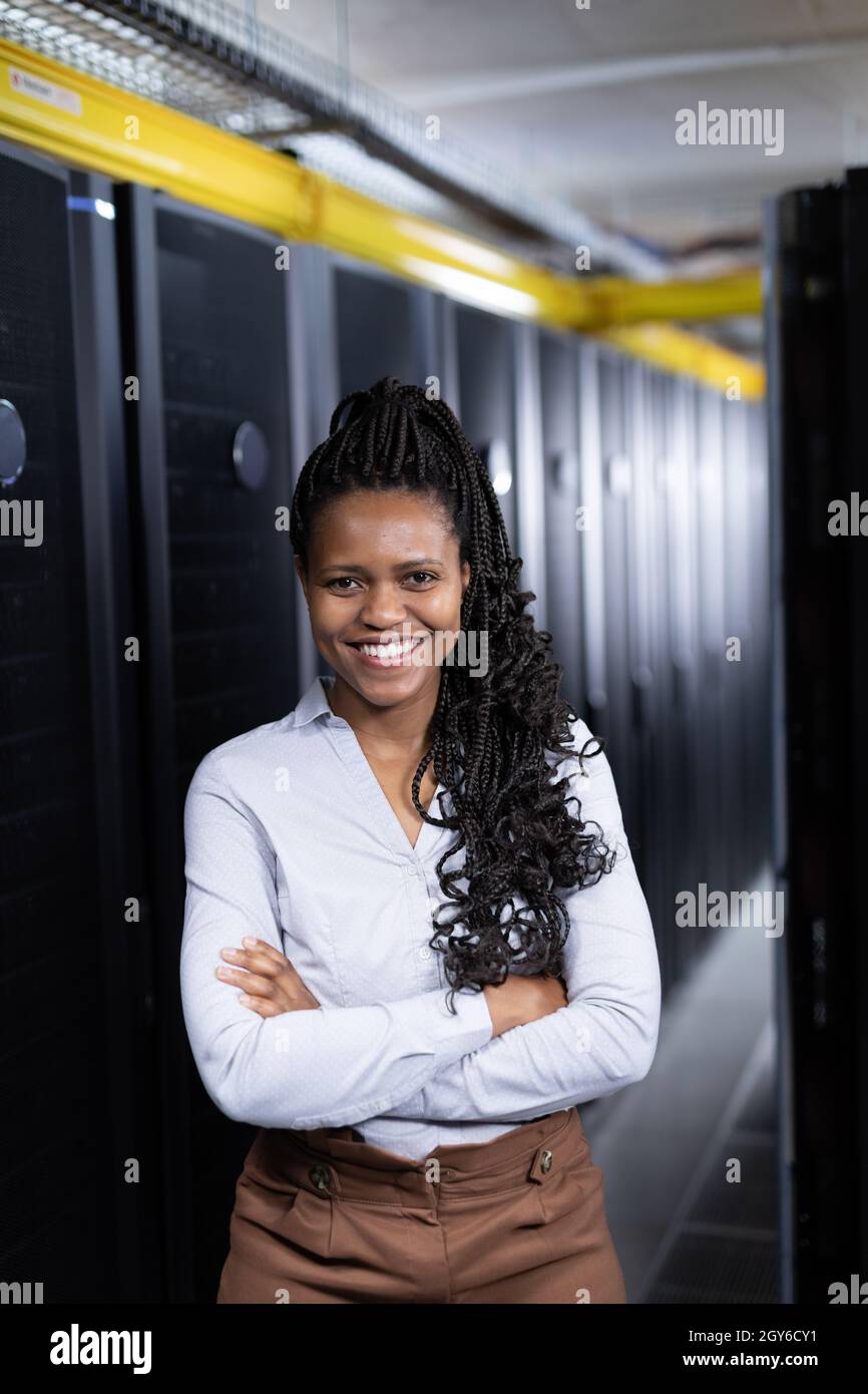 Computer science female hi-res stock photography and images - Alamy