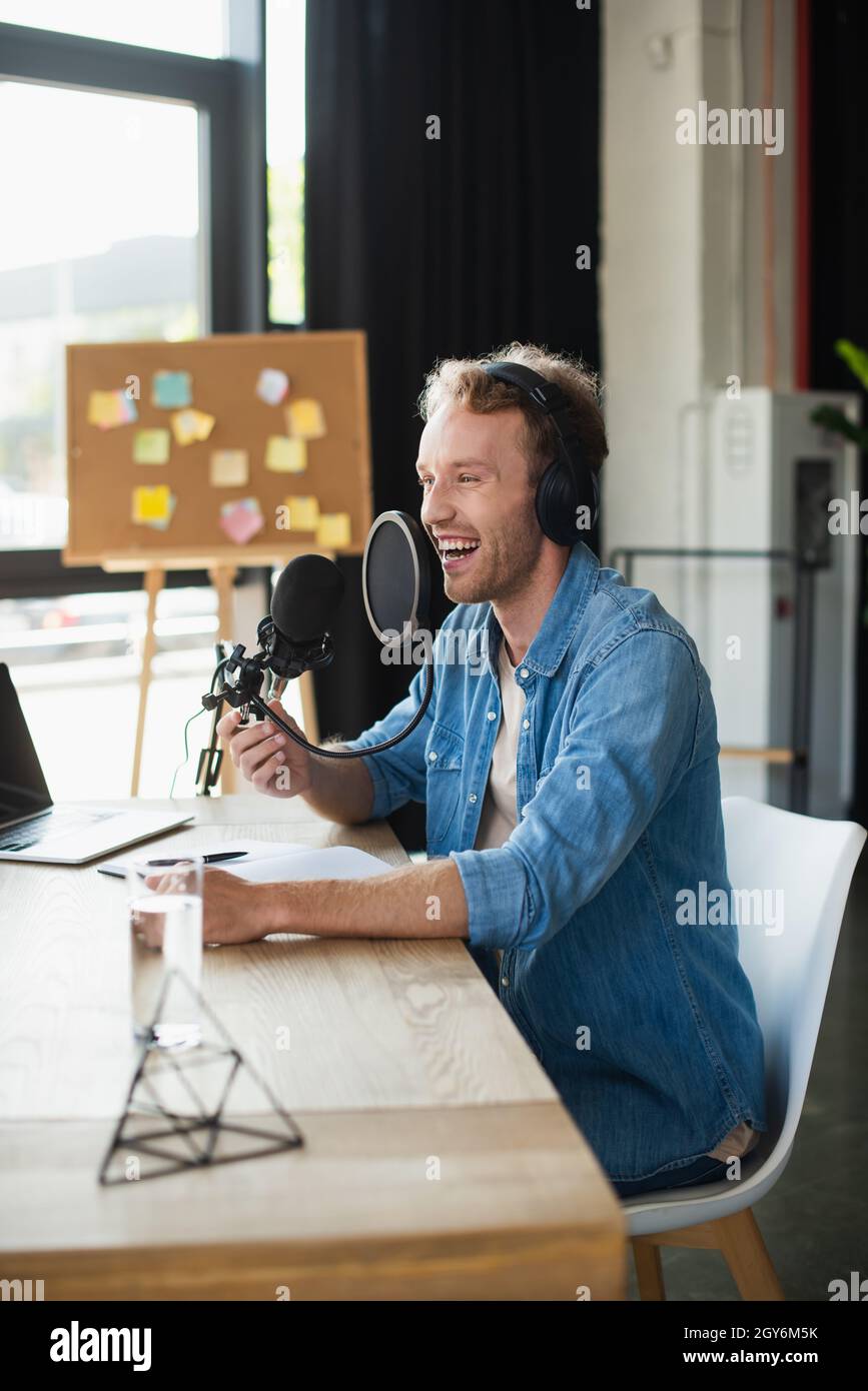 Broadcast positive hi-res stock photography and images - Alamy