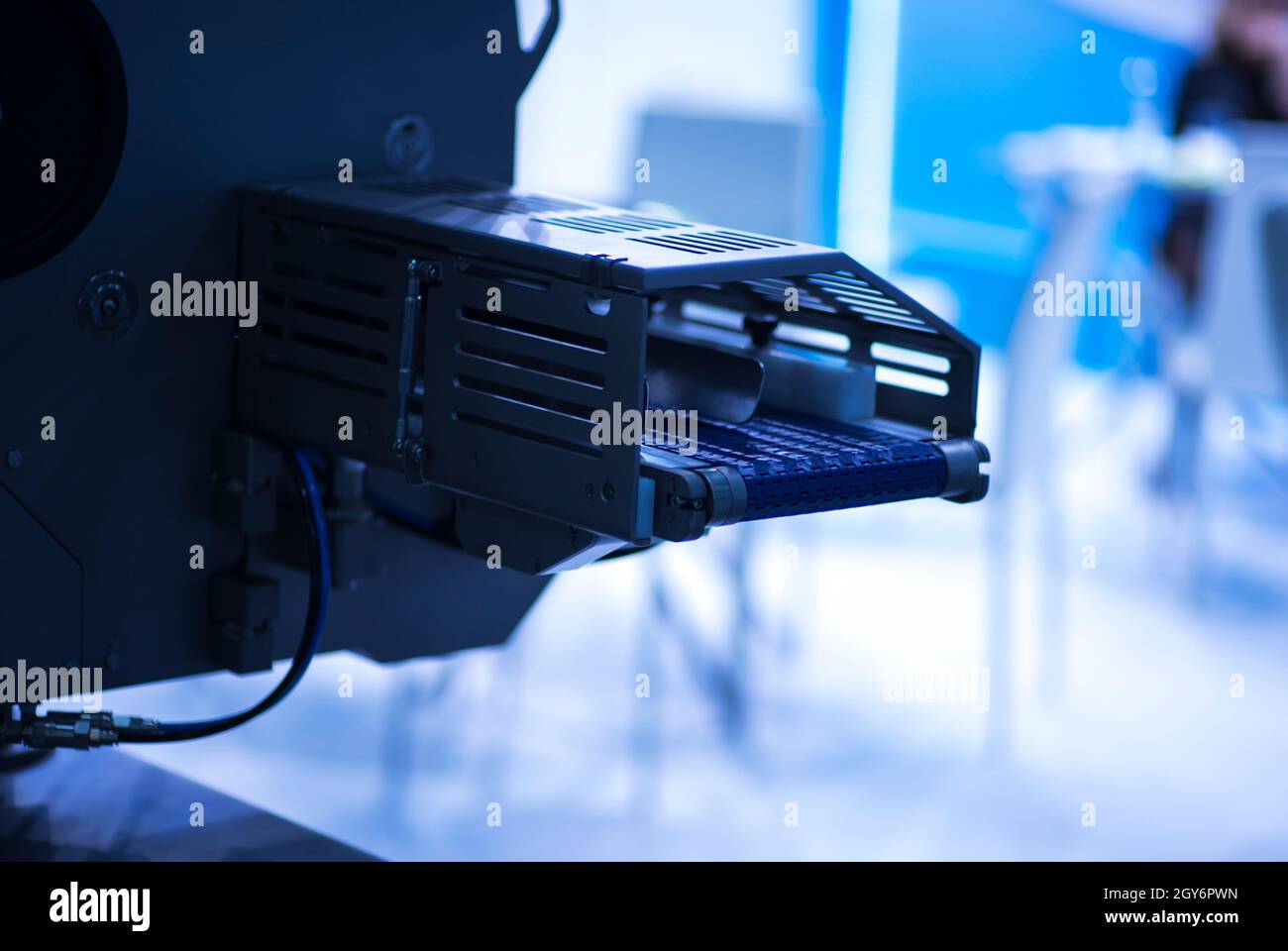 The conveyor chain, and conveyor belt is on production line in clean ...