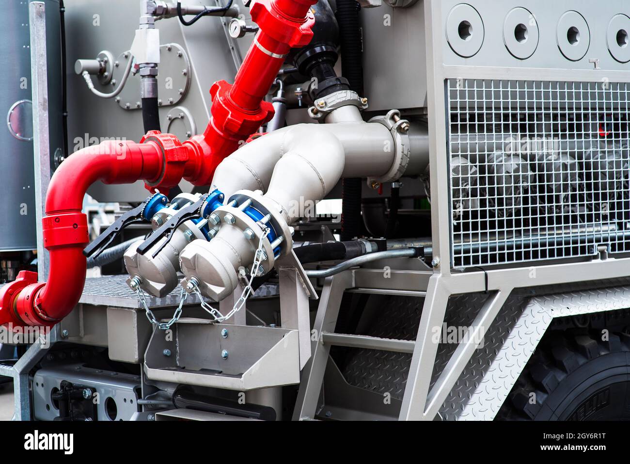 coiled tubing machine to work in the oil fields Stock Photo - Alamy