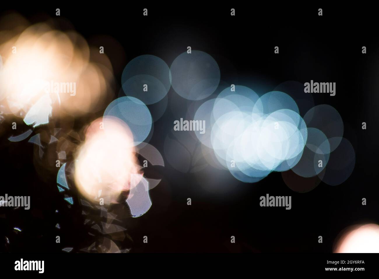 Blurred broken glass with bokeh, abstract background Stock Photo - Alamy