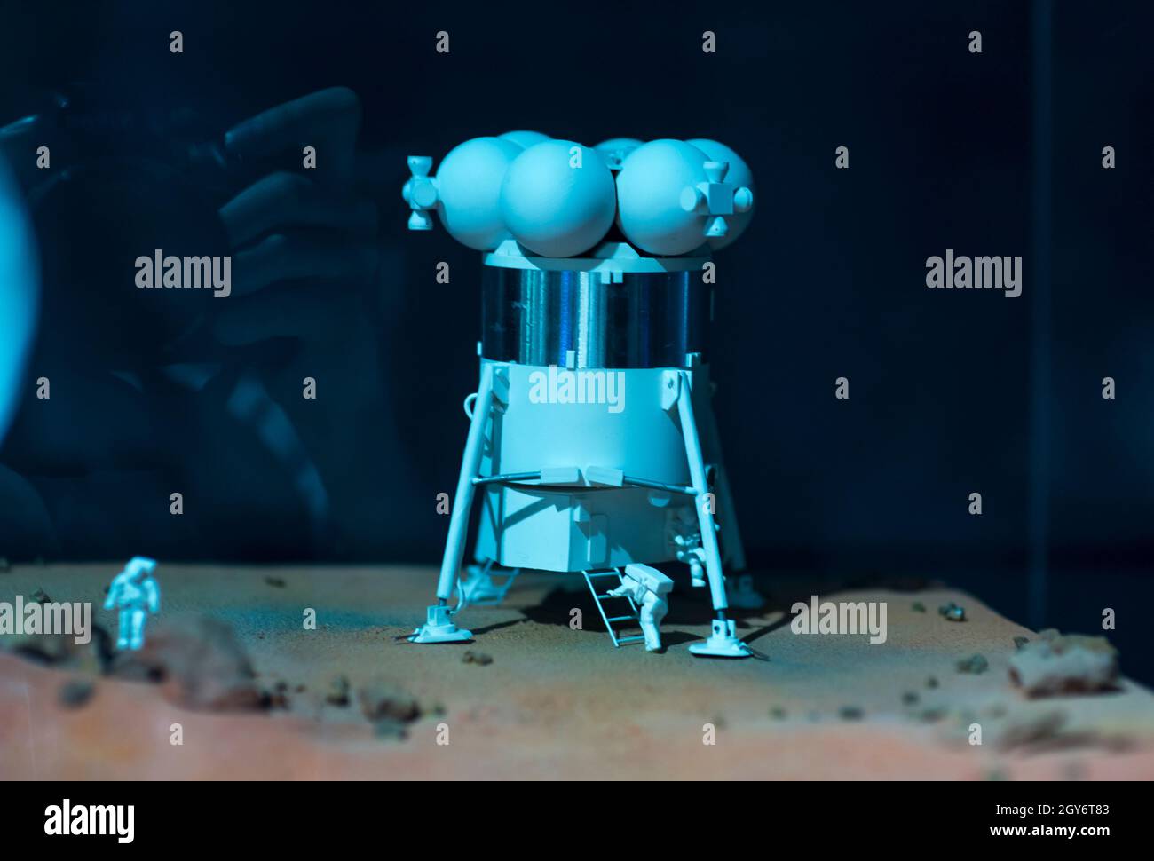 space ship landing on mars Stock Photo - Alamy