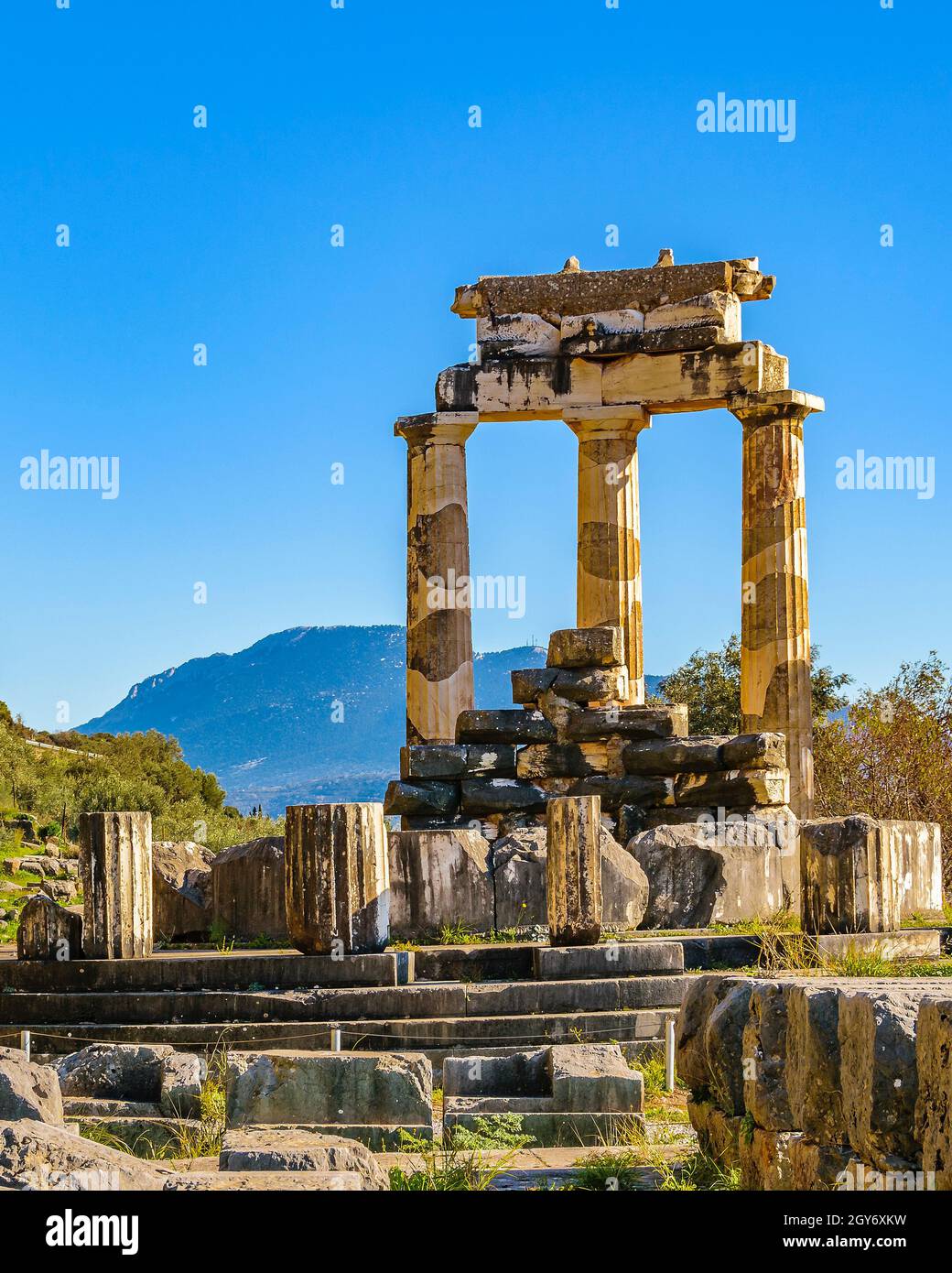 Sunny day scene famous delfos oracle building, greece Stock Photo - Alamy