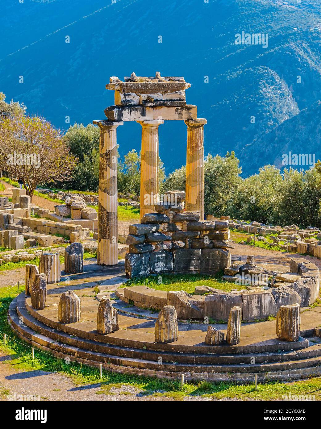 Delfos oracle hi-res stock photography and images - Alamy