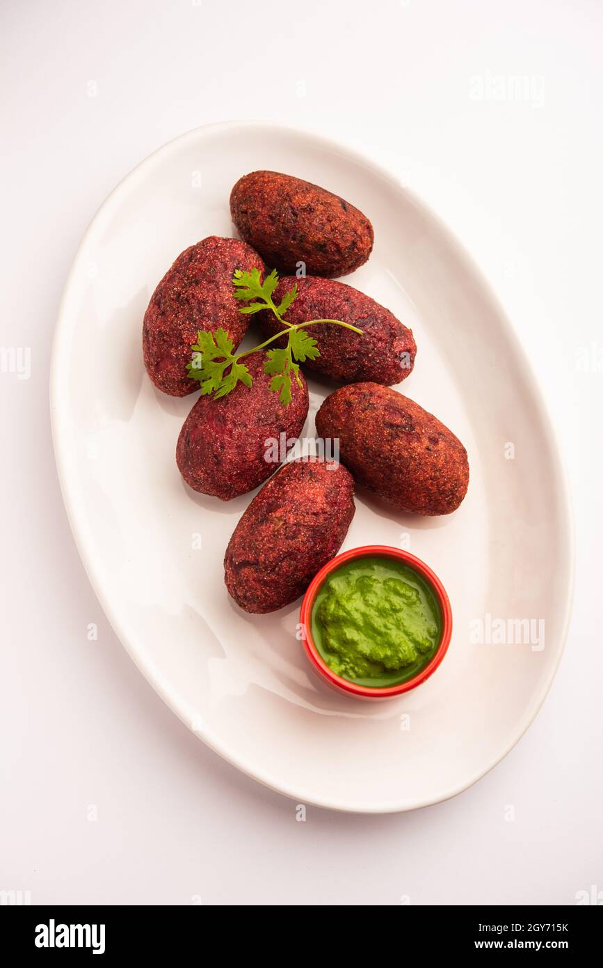 Beet Root Patties or cutlet or tikki served with green chutney Stock ...