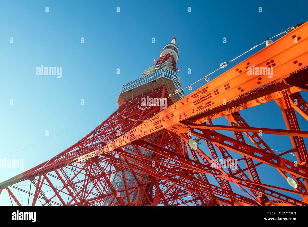 Tokyo Tower with blue sky in Japan Stock Photo - Alamy
