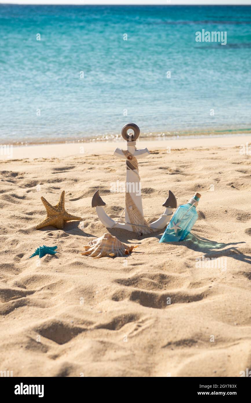 Still life and objects hi-res stock photography and images - Alamy