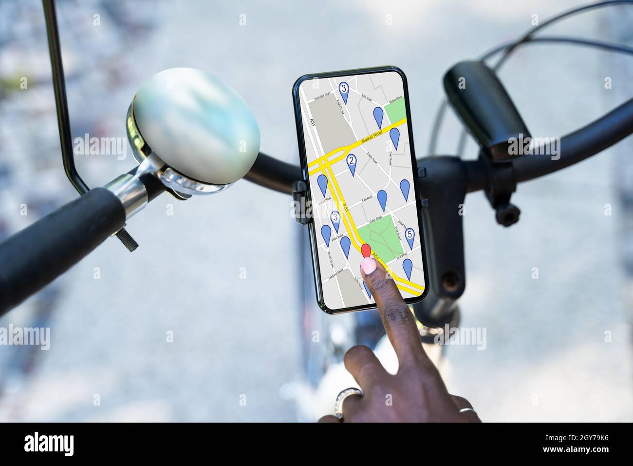 Bicycle GPS Navigator App With Map On Mobile Phone Stock Photo - Alamy