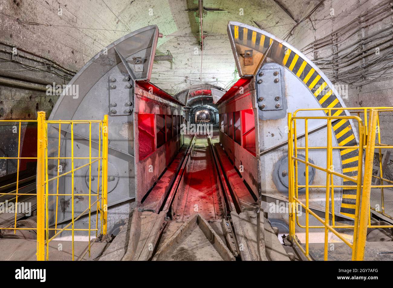 Mine car unloader. Device for unloading ore from cargo mine train Stock ...