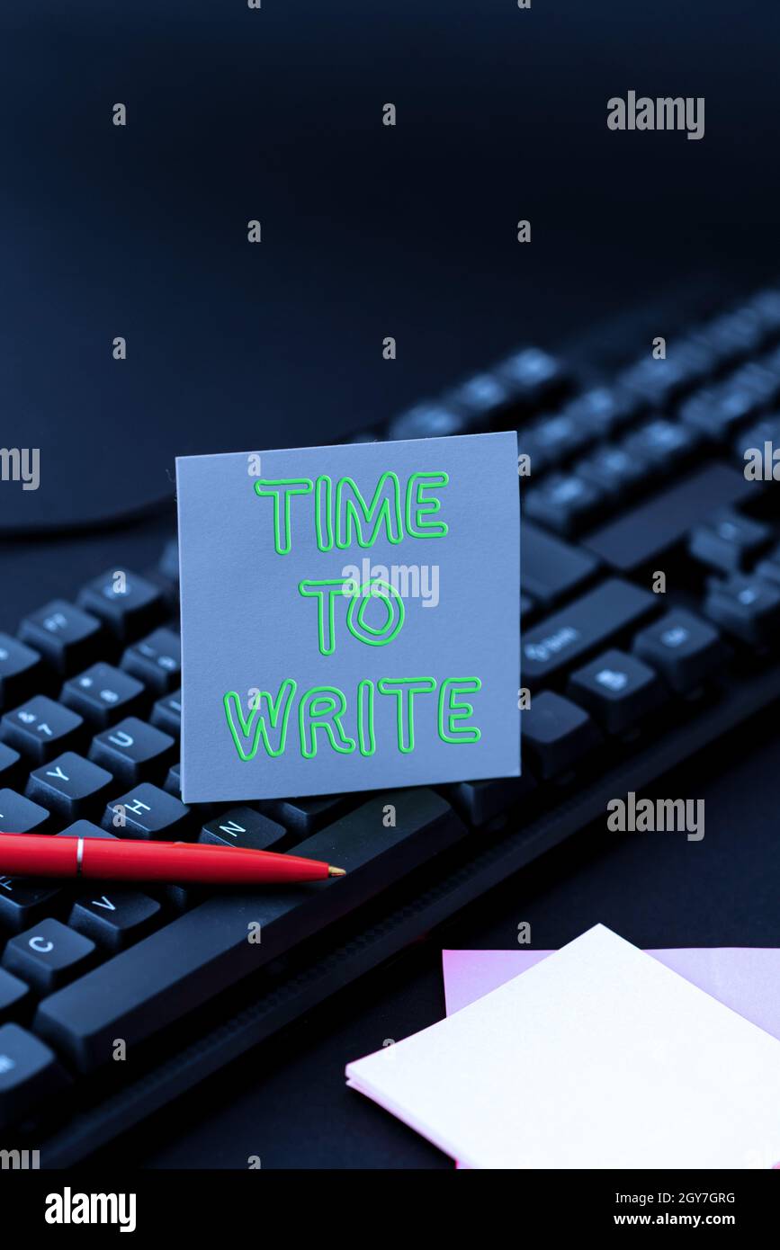 Paper converting hi-res stock photography and images - Alamy