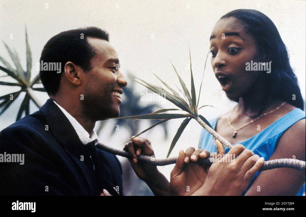 Orfeu Negro Black Orpheus Year: 1959 Brazil / France Director : Marcel ...