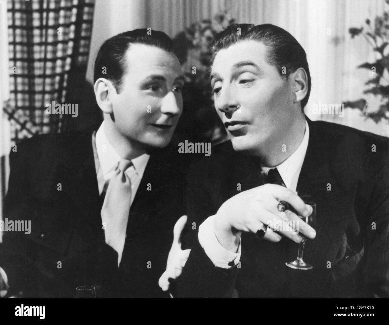 A vos ordres, Madame Year : 1942 France Director : Jean Boyer Alfred ...