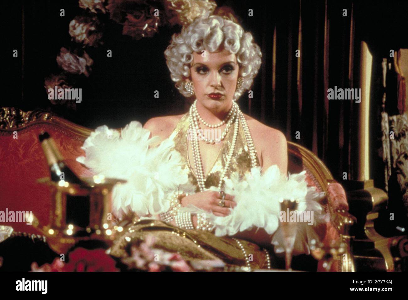 Toni collette velvet goldmine hi-res stock photography and images - Alamy