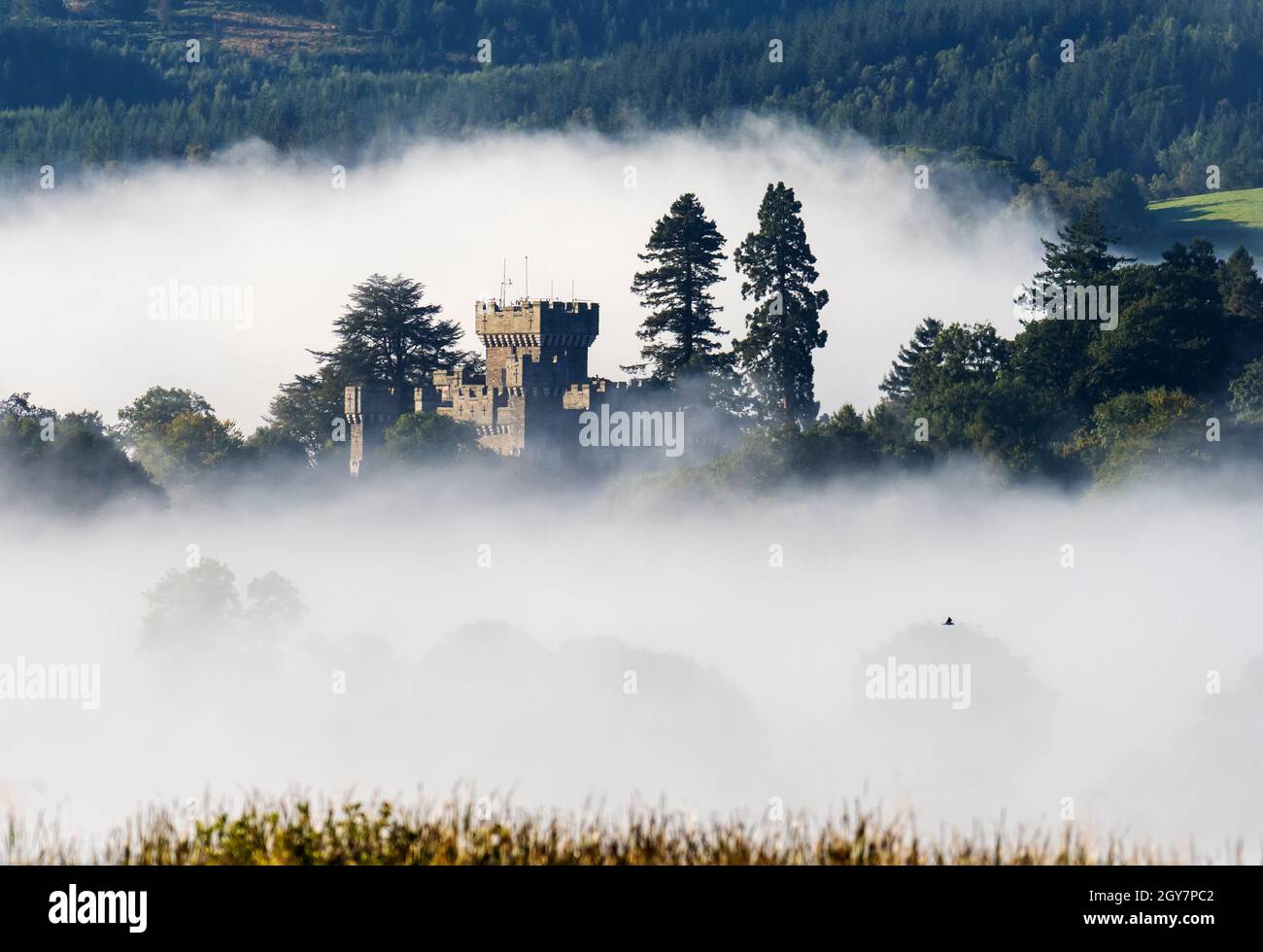 Wray castle hi-res stock photography and images - Alamy