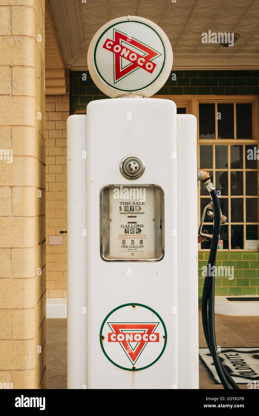Conoco gas pump hi-res stock photography and images - Alamy