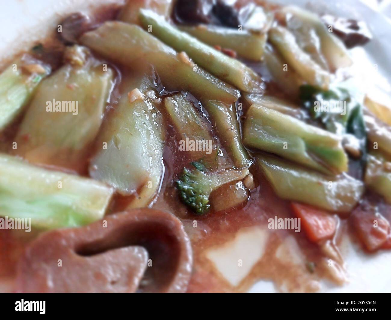 Leftover food plate vegetables hi-res stock photography and images - Alamy