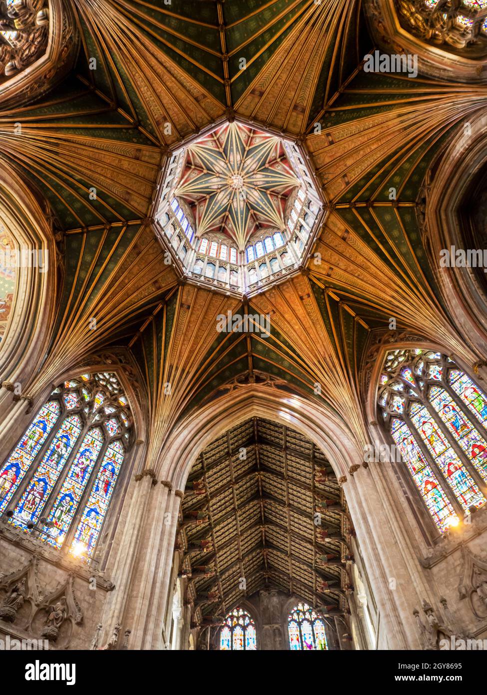 Interior ely cathedral lantern tower hi-res stock photography and ...