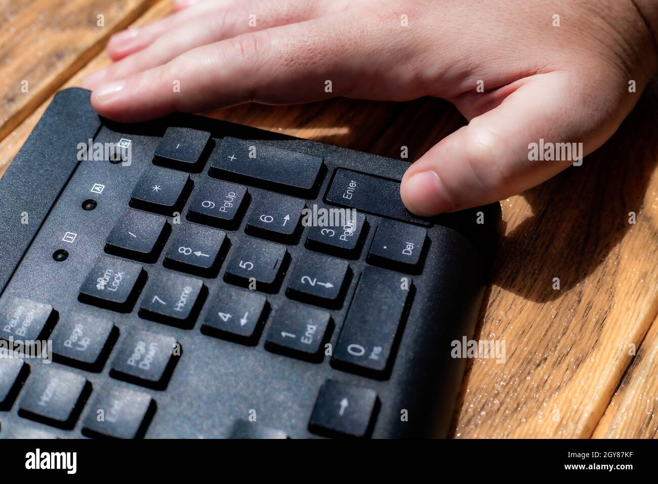 Hands Pointing Pressing Computer Keyboard Keys Typewriting New Ideas ...