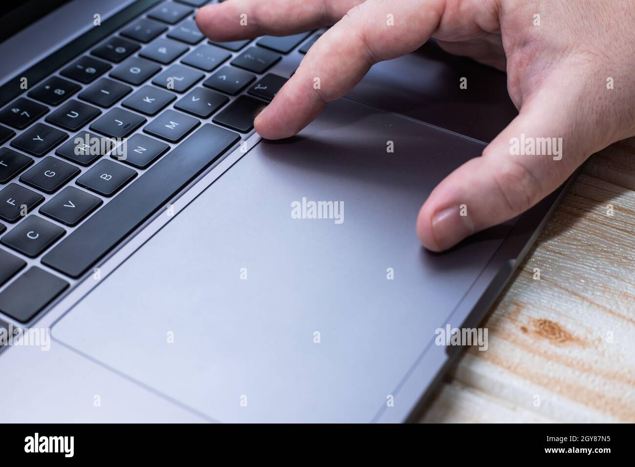 Hands Pointing Pressing Computer Keyboard Keys Typewriting New Ideas ...