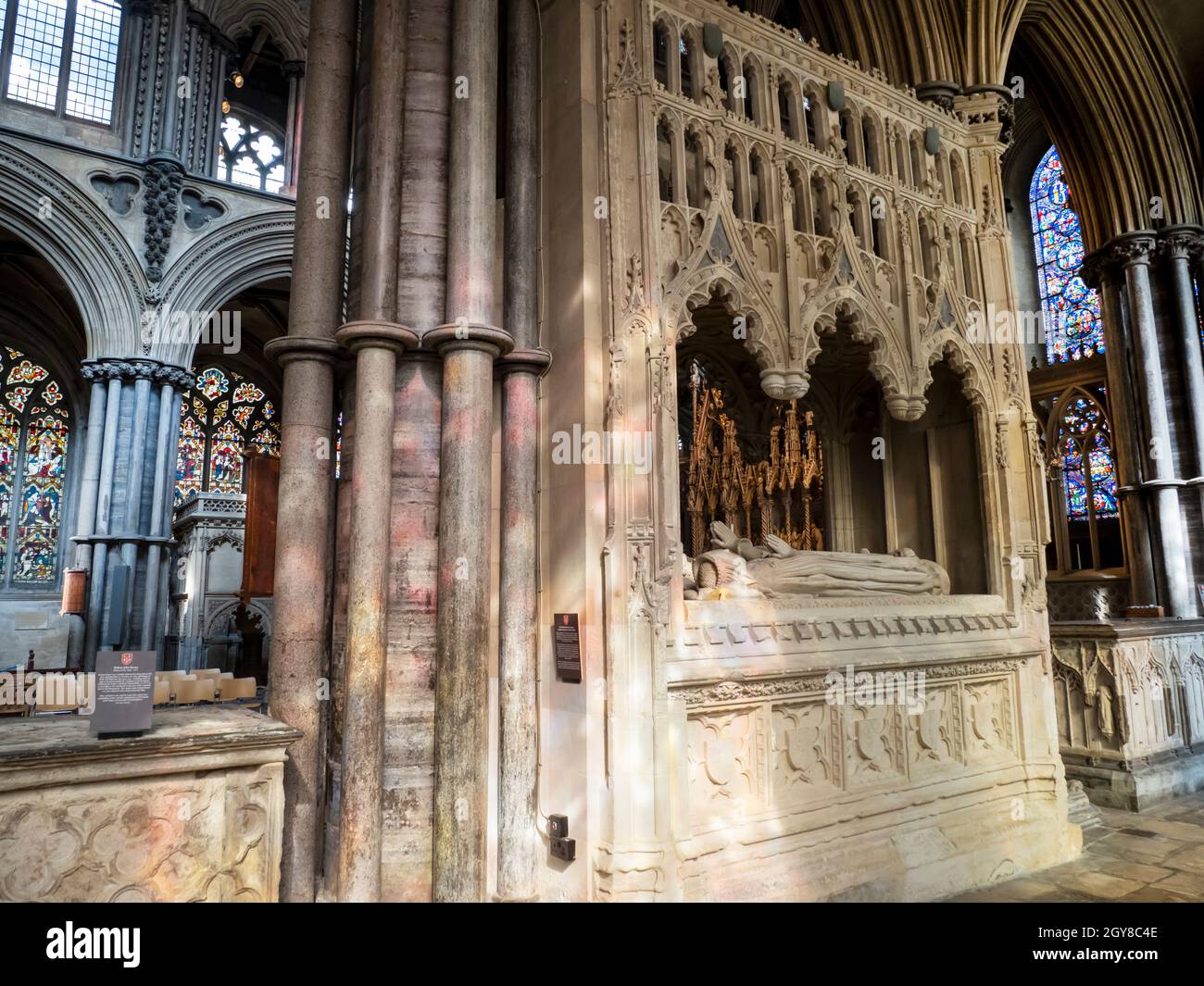 Tiptoft hi-res stock photography and images - Alamy