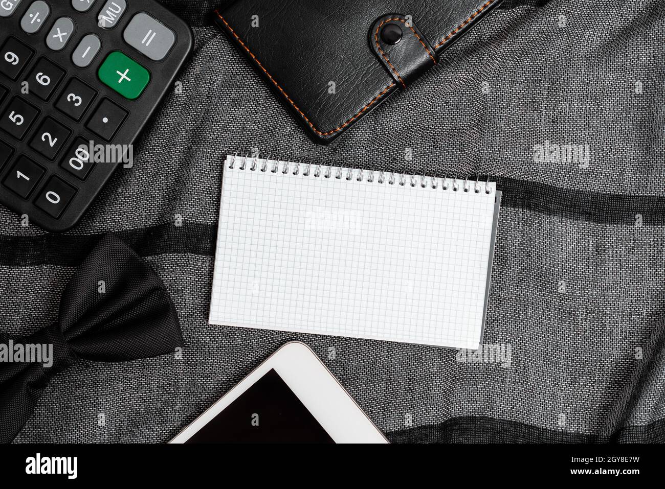 Pocket contents hi-res stock photography and images - Alamy