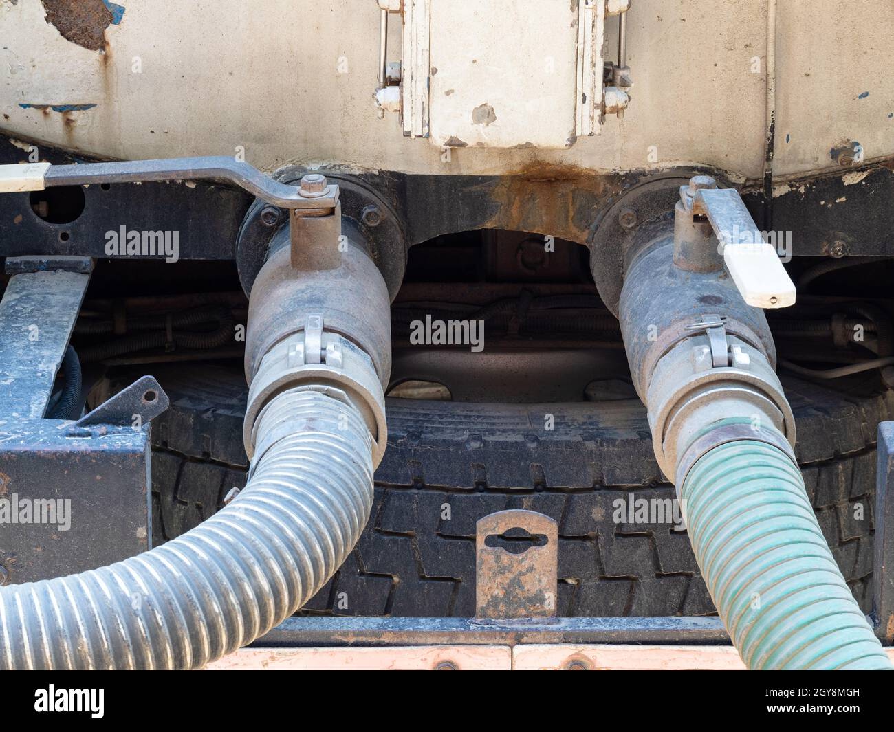 Cesspool hi-res stock photography and images - Alamy