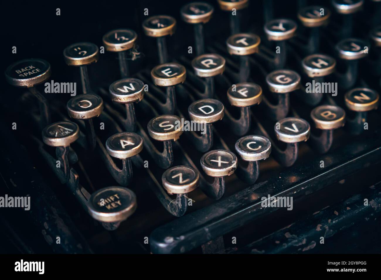 Old cashier counter hi-res stock photography and images - Alamy