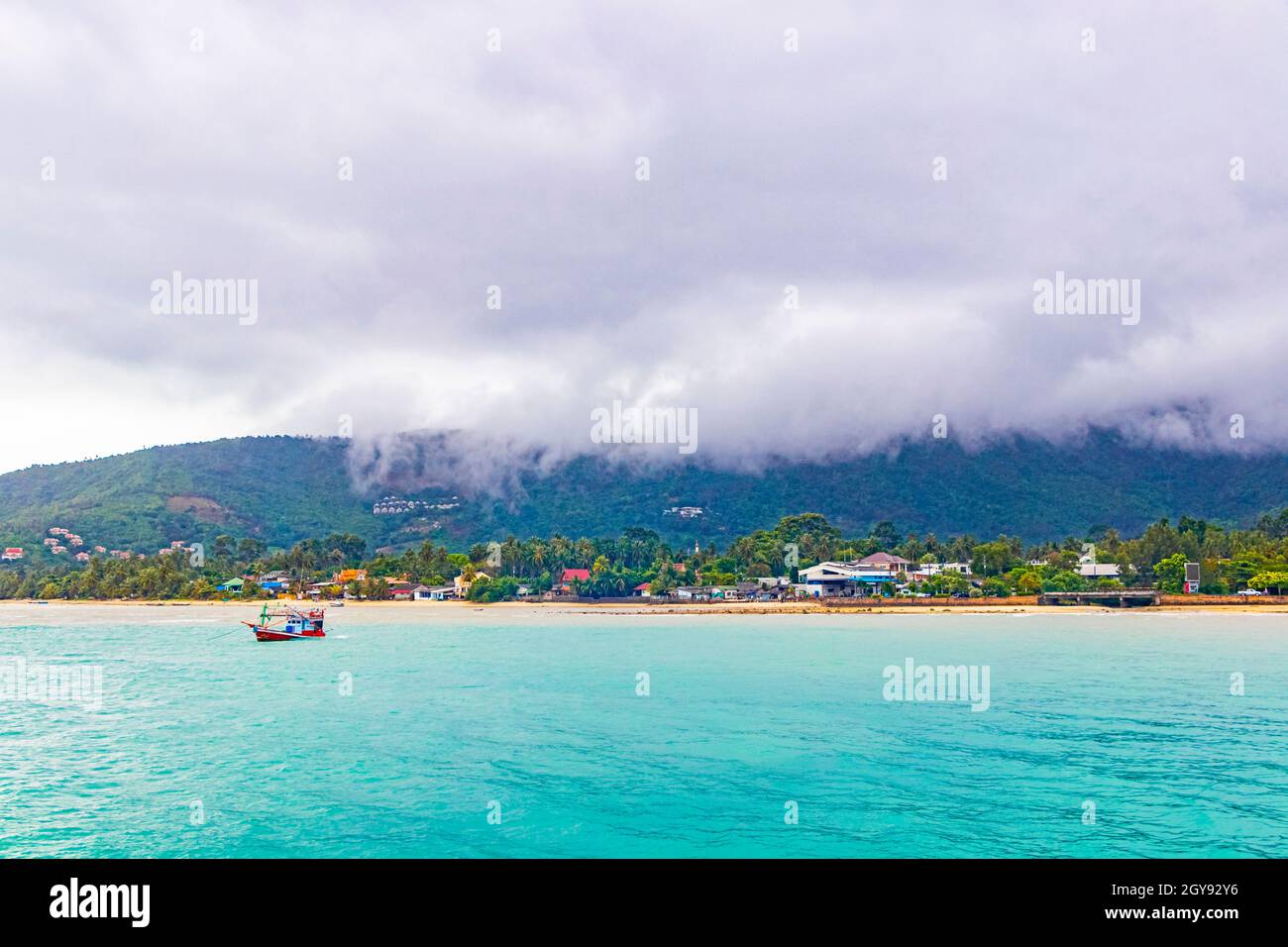 Koh Samui trip and panoramic view of beach on cloudy and rainy day ...