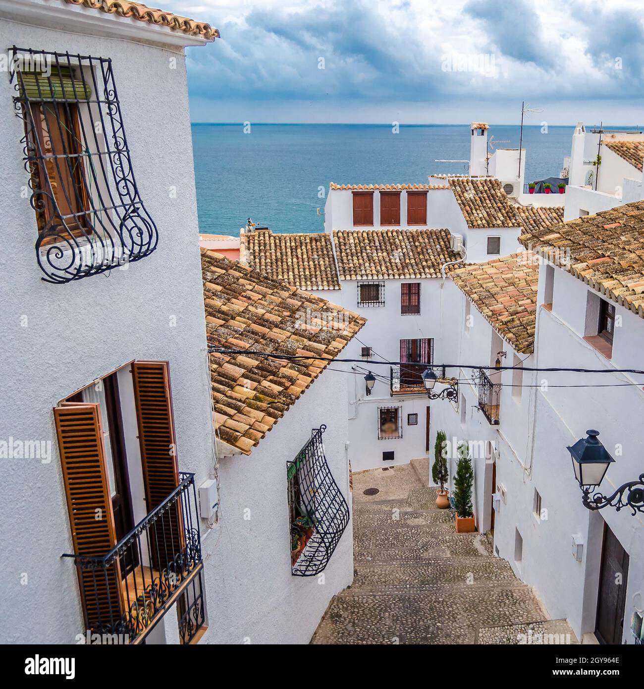 Architecture in the Mediterranean white village of Altea, Alicante ...