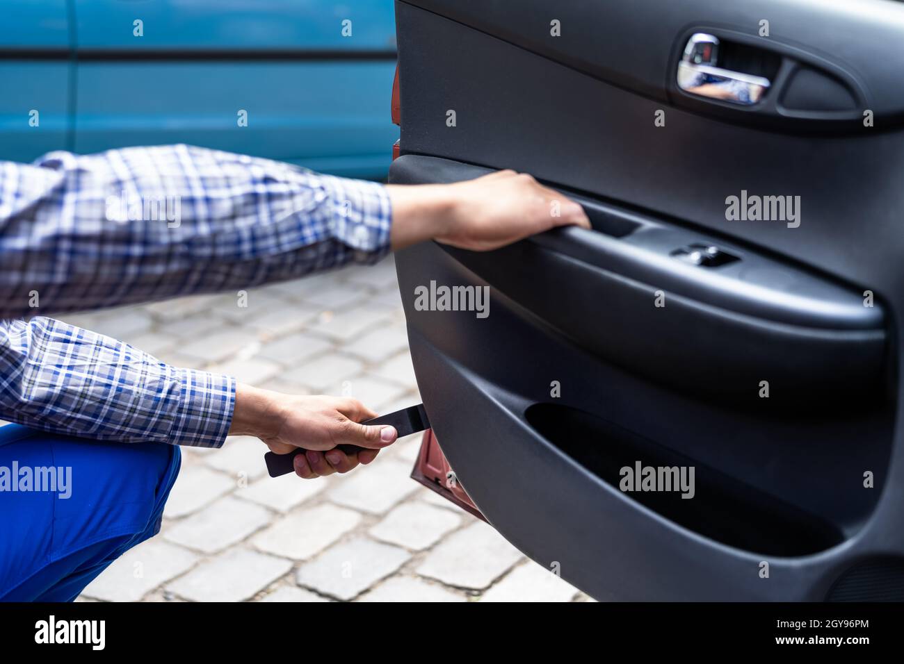 Removing panel hi-res stock photography and images - Alamy