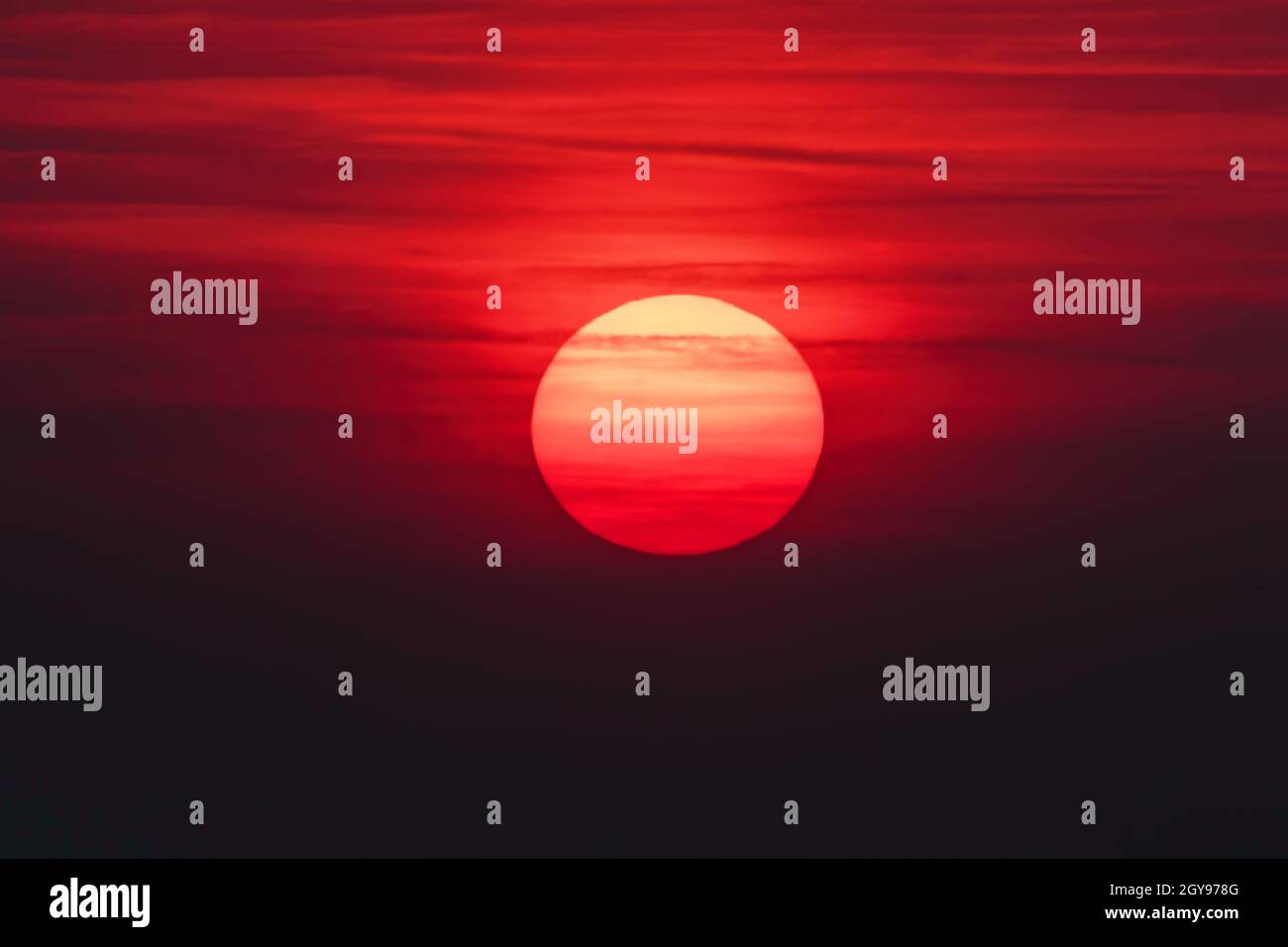 Big Sun, Sun SkyCloud at Beautiful Sunset Stock Photo - Alamy