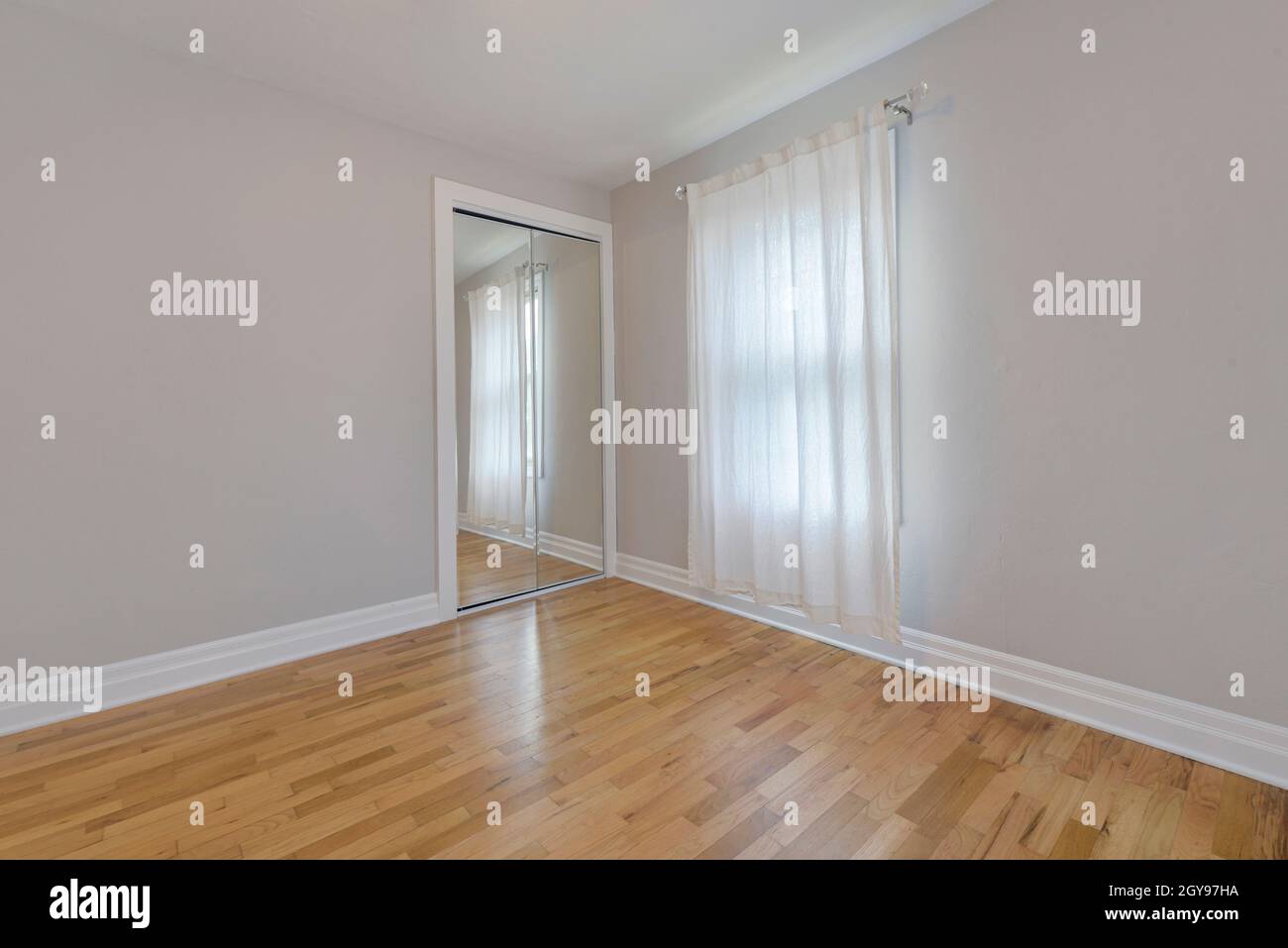 Modern residential empty bedroom interior Stock Photo - Alamy
