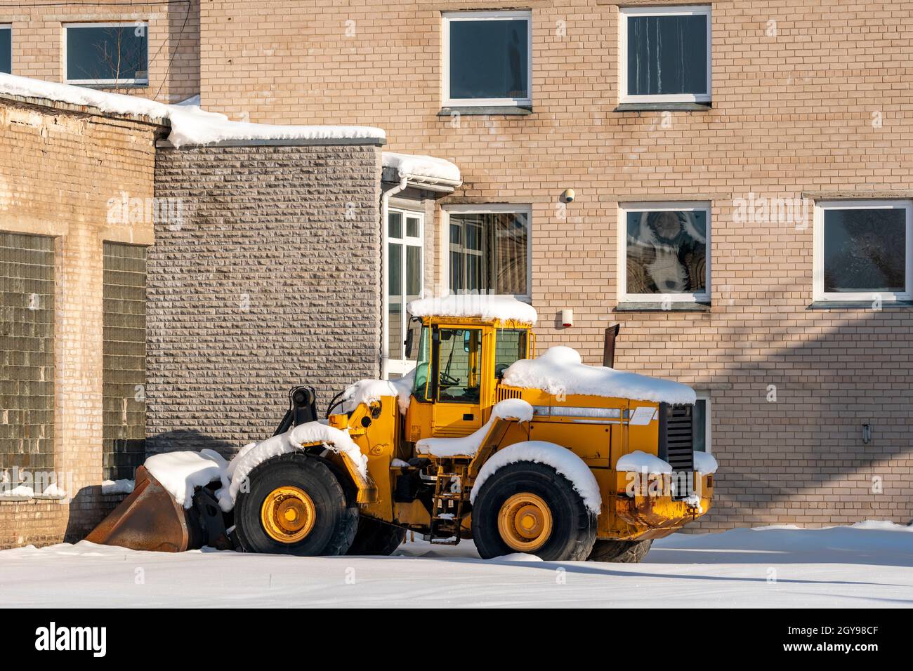 Front end digger hi-res stock photography and images - Alamy