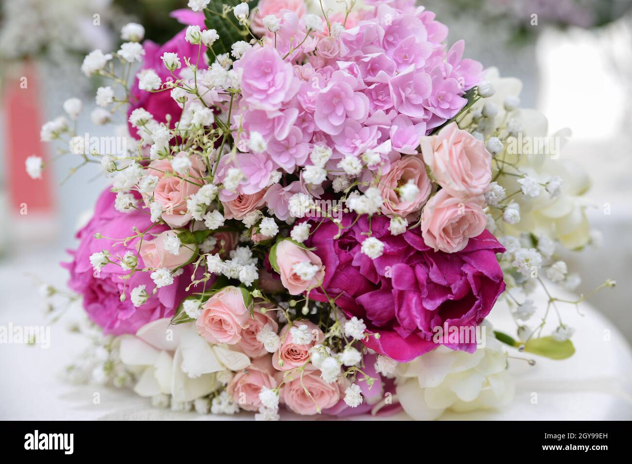 flower bouquet arrangements for wedding reception Stock Photo - Alamy