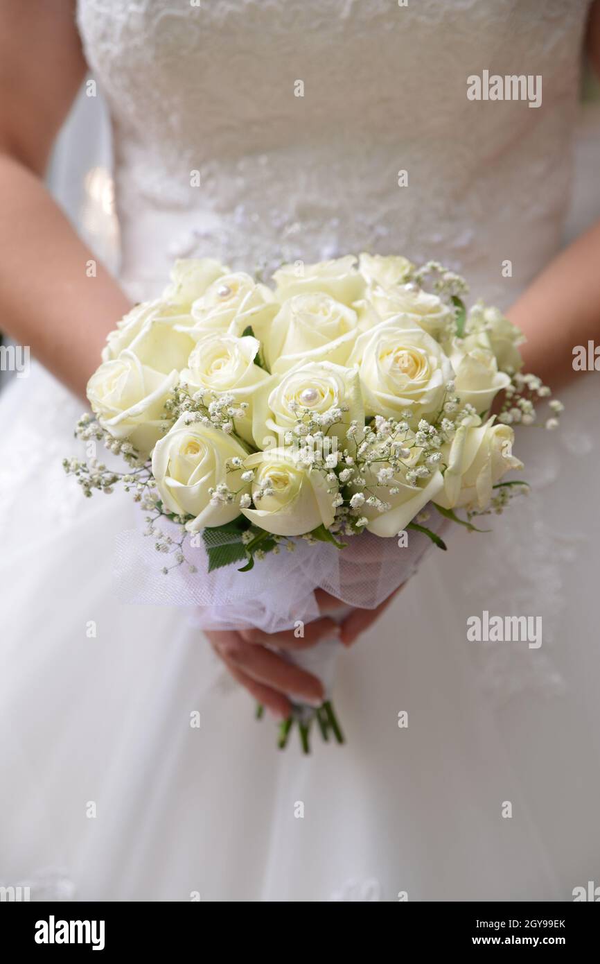 flower bouquet arrangements for wedding reception Stock Photo - Alamy