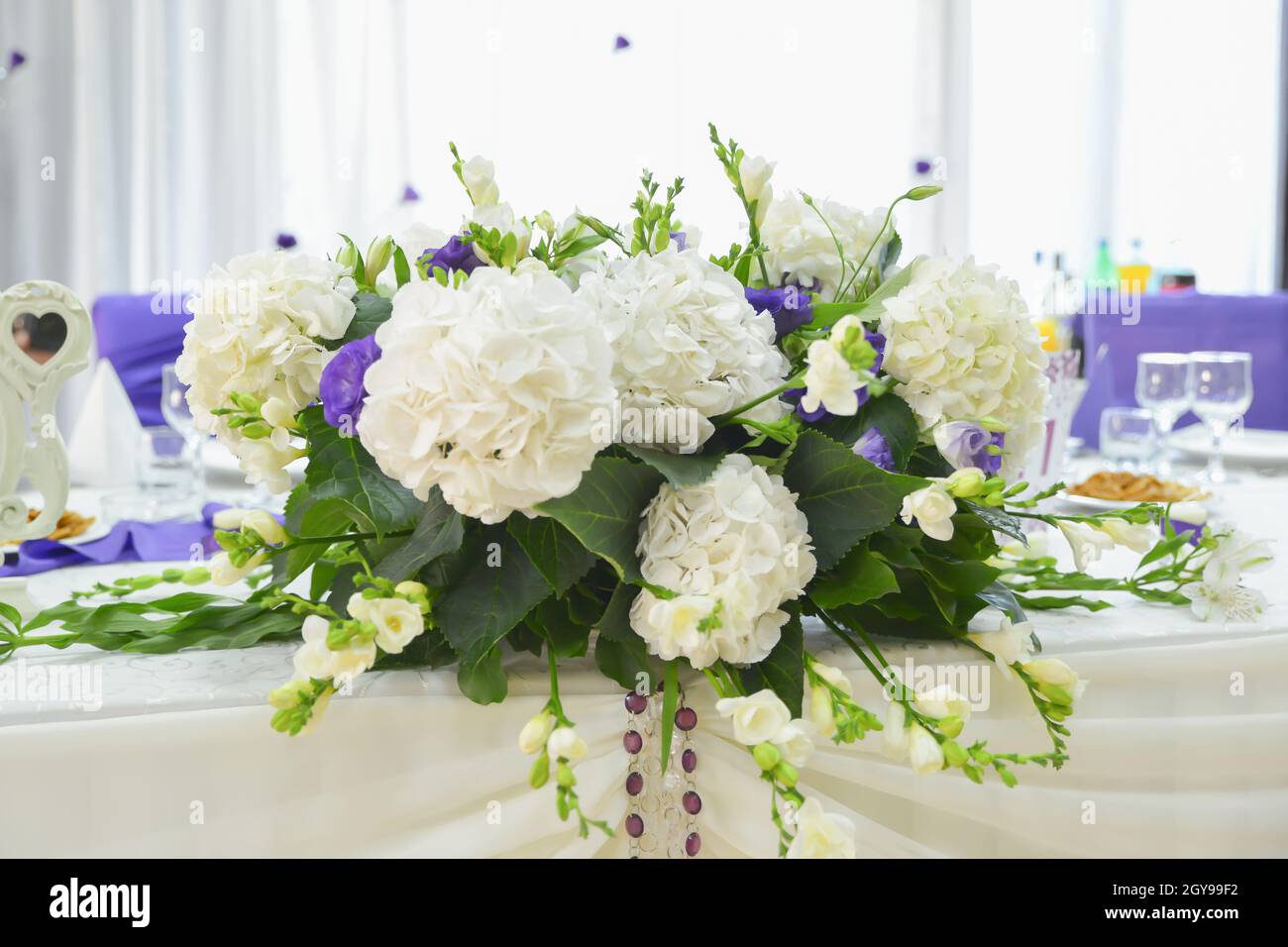flower bouquet arrangements for wedding reception Stock Photo - Alamy