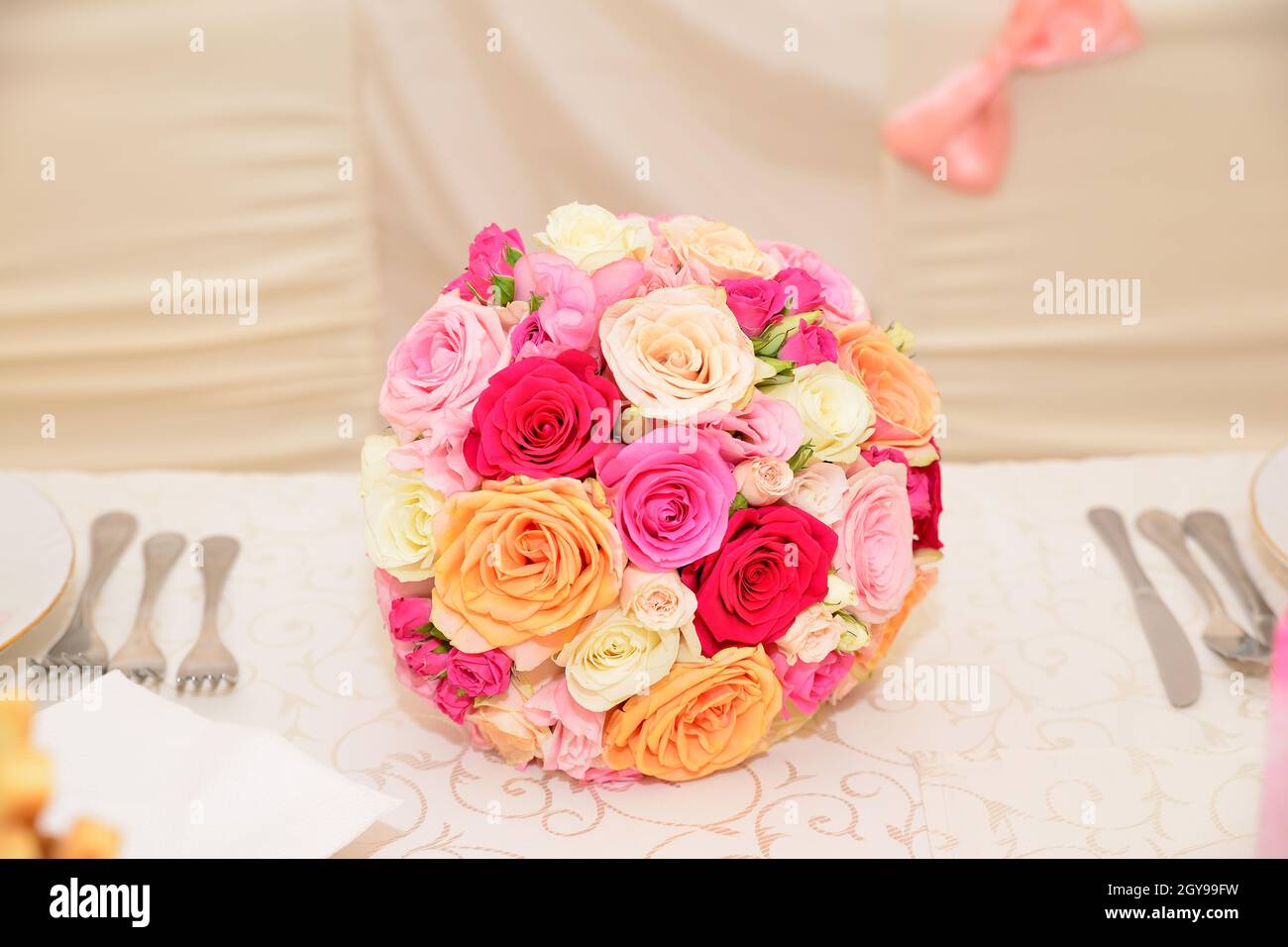 flower bouquet arrangements for wedding reception Stock Photo - Alamy