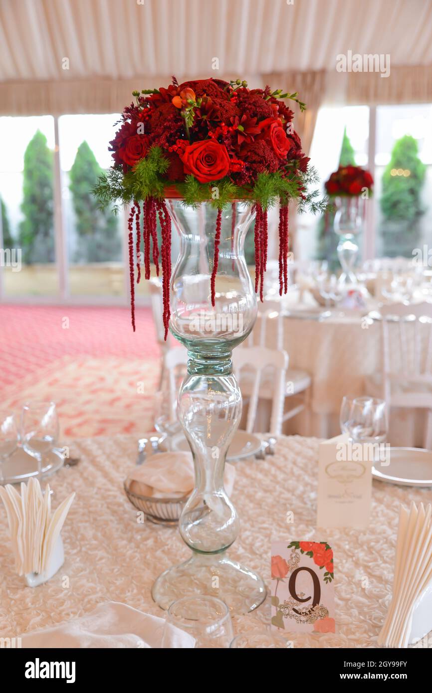 flower bouquet arrangements for wedding reception Stock Photo - Alamy