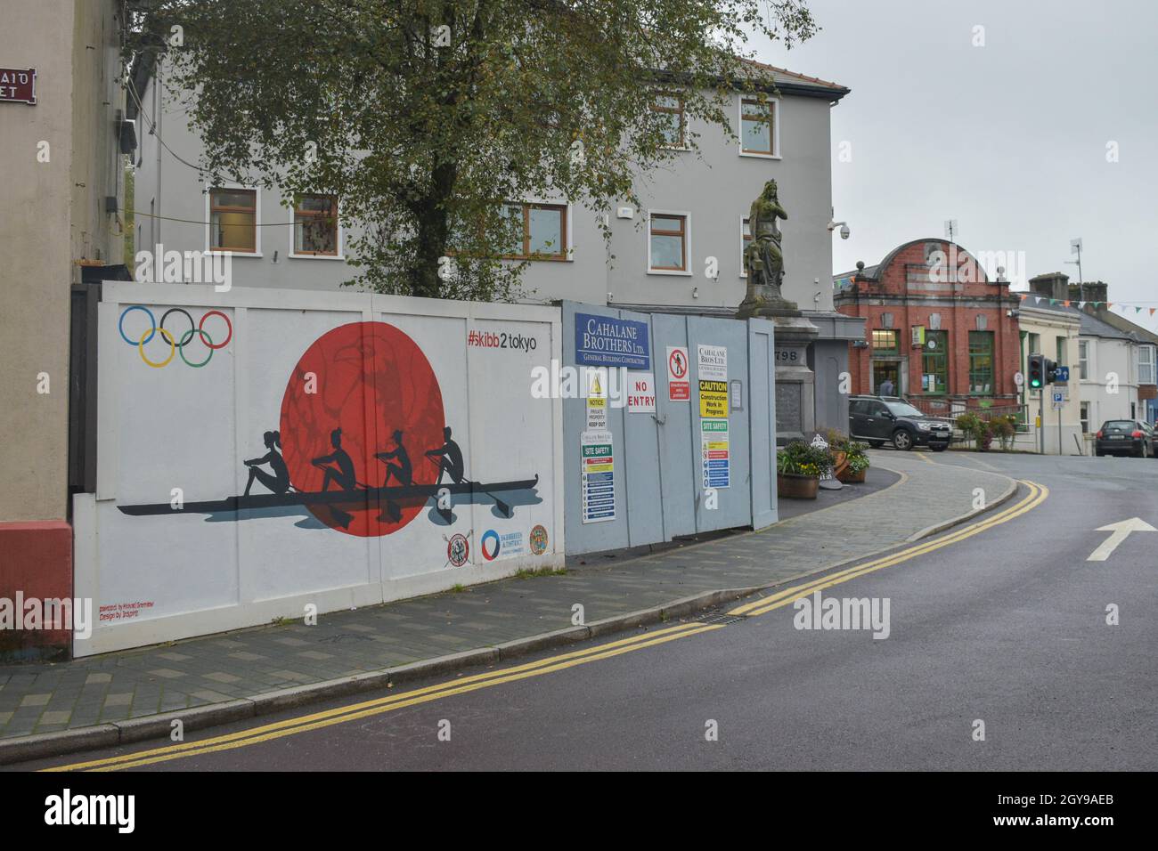 Skibbereen, West Cork, Ireland. 6th October 2021. Skibbereen is filled ...