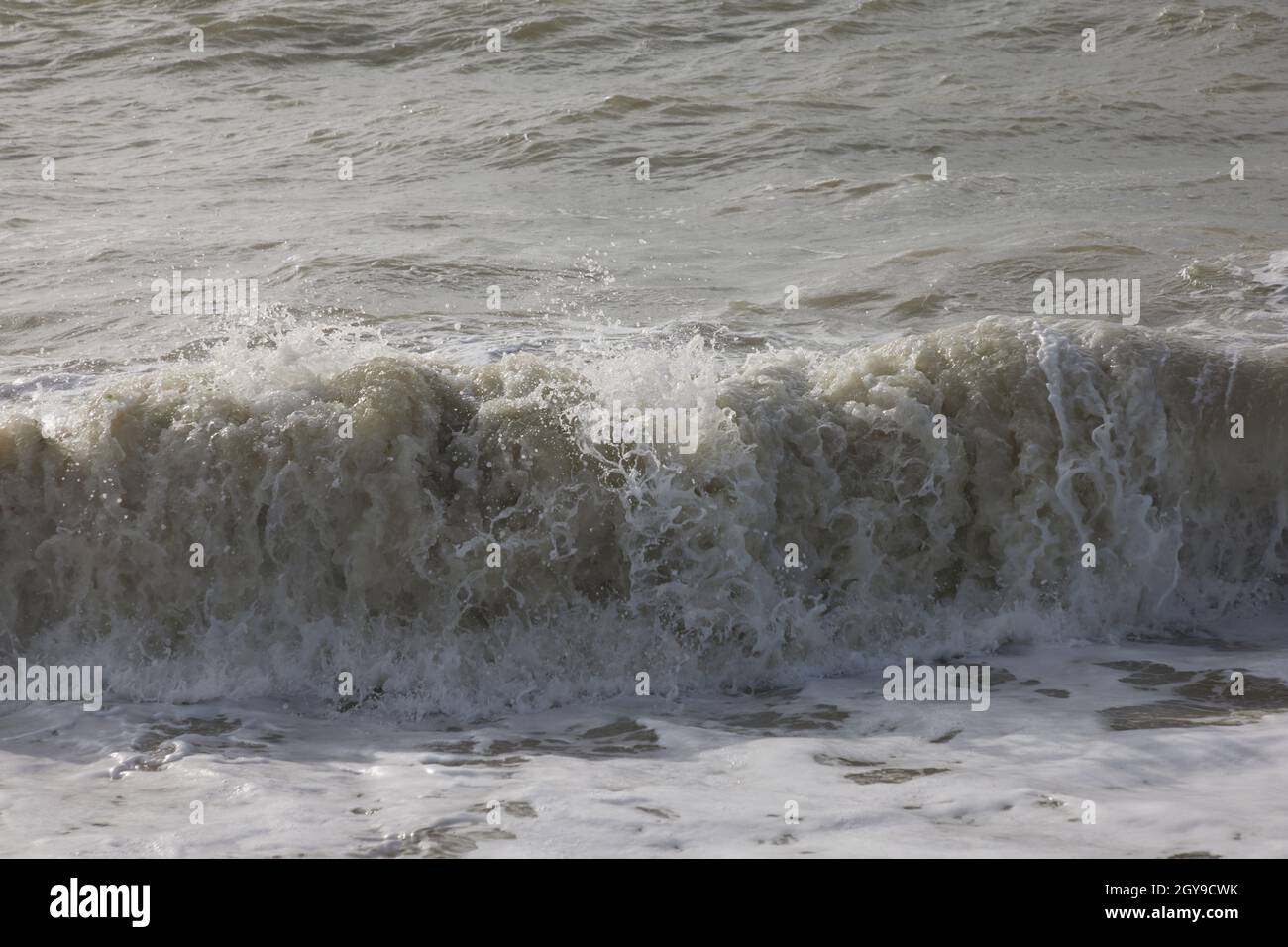 Small Breaking Waves High Resolution Stock Photography and Images - Alamy