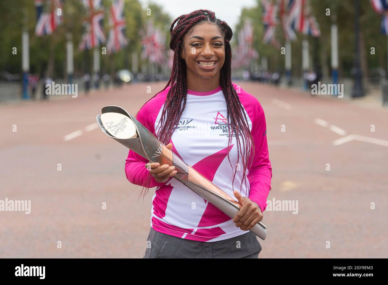 The queen baton relay 2021 hi-res stock photography and images - Alamy
