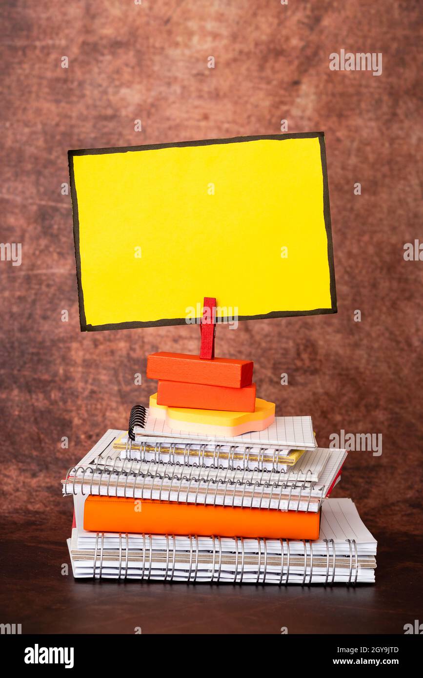 Sorting objects classroom hi-res stock photography and images - Alamy